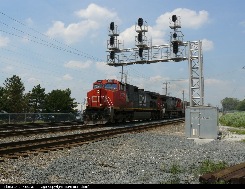 CN 2682
